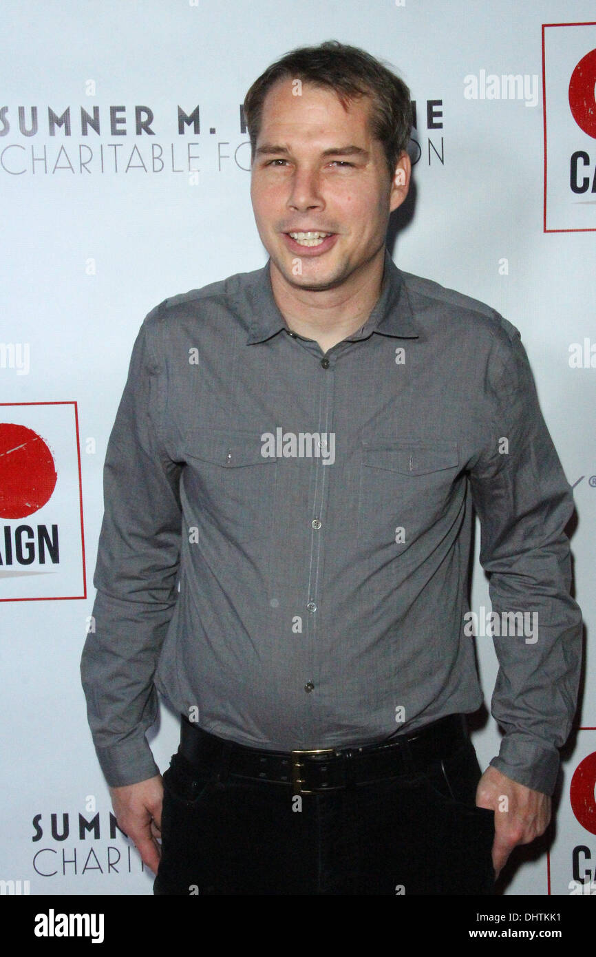 Los Angeles, California, USA. 14th Nov, 2013. Shepherd Perry attends ...