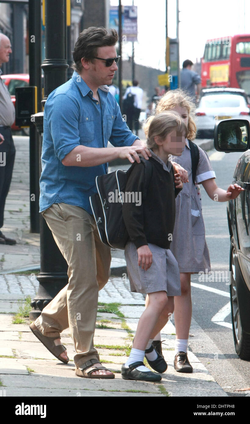 Poppy and daisy oliver hi-res stock photography and images - Alamy