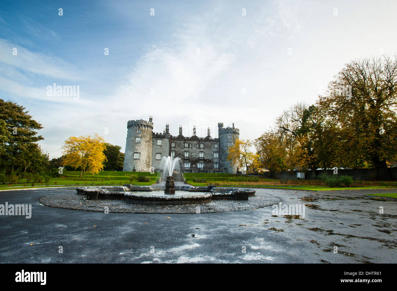 Kilkenny castle , Ireland Stock Photo - Alamy