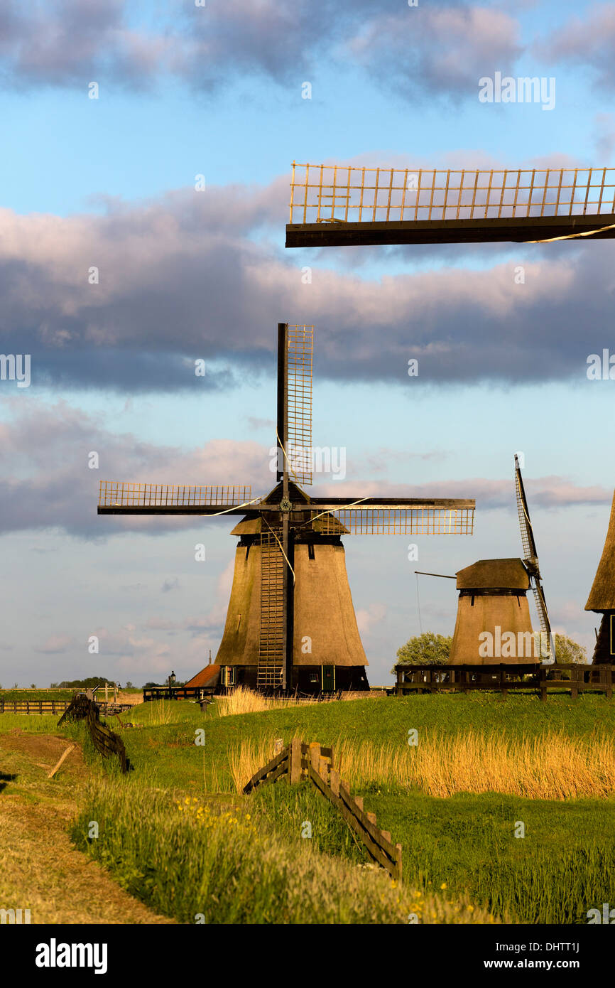 Windmills with blades hi-res stock photography and images - Alamy