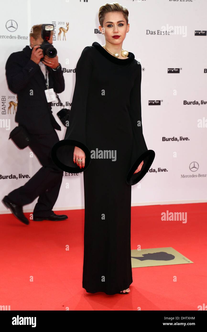 Berlin, Germany. 14th Nov, 2013. Miley Cyrus arrives for the Bambi ...