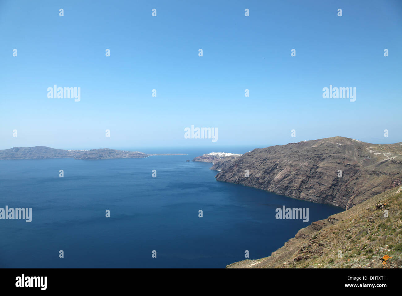 Oceanfront on Santorini island in the Cyclades (Greece Stock Photo - Alamy