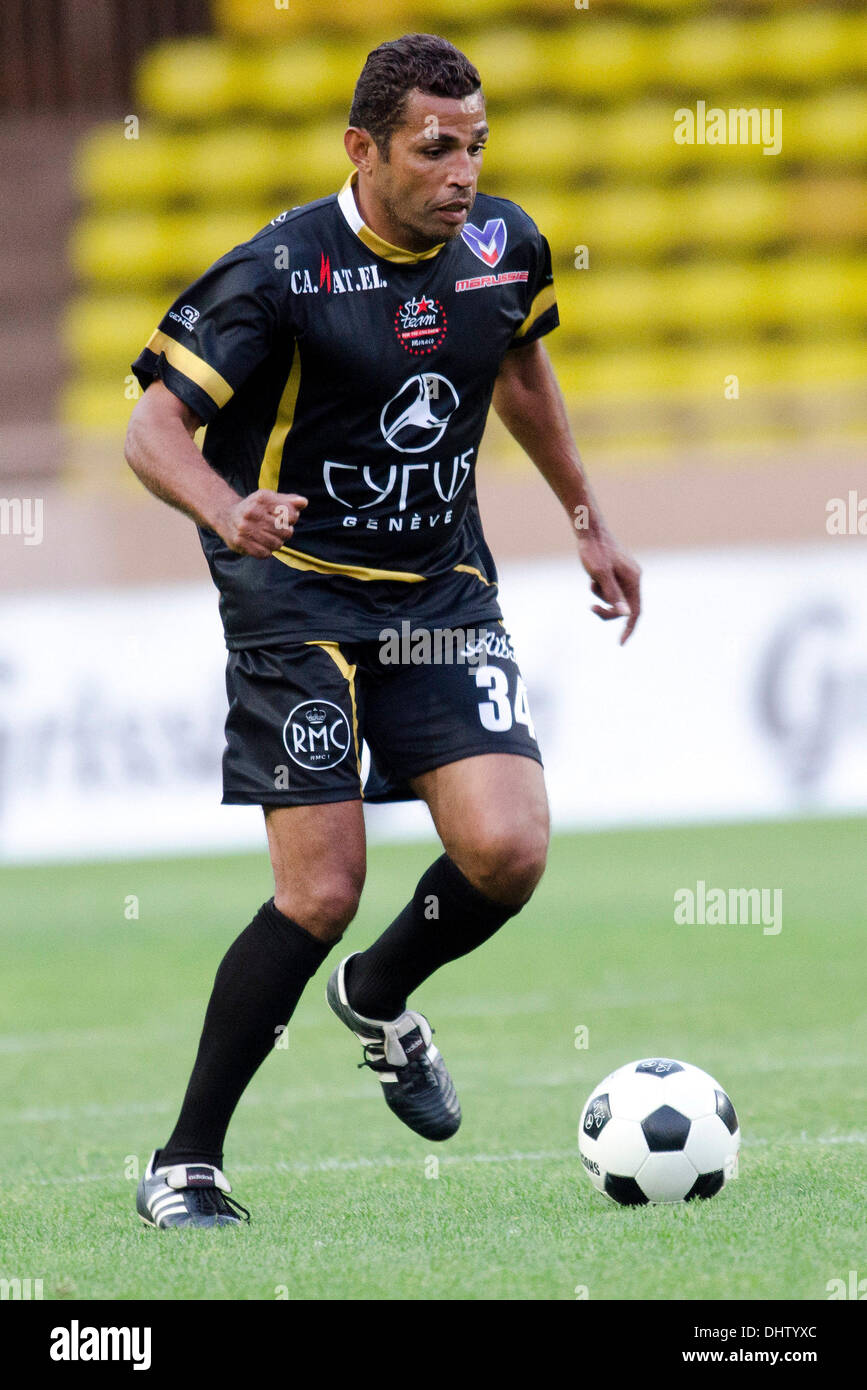 Sonny Anderson Charity football match between Prince Albert's 'Star ...