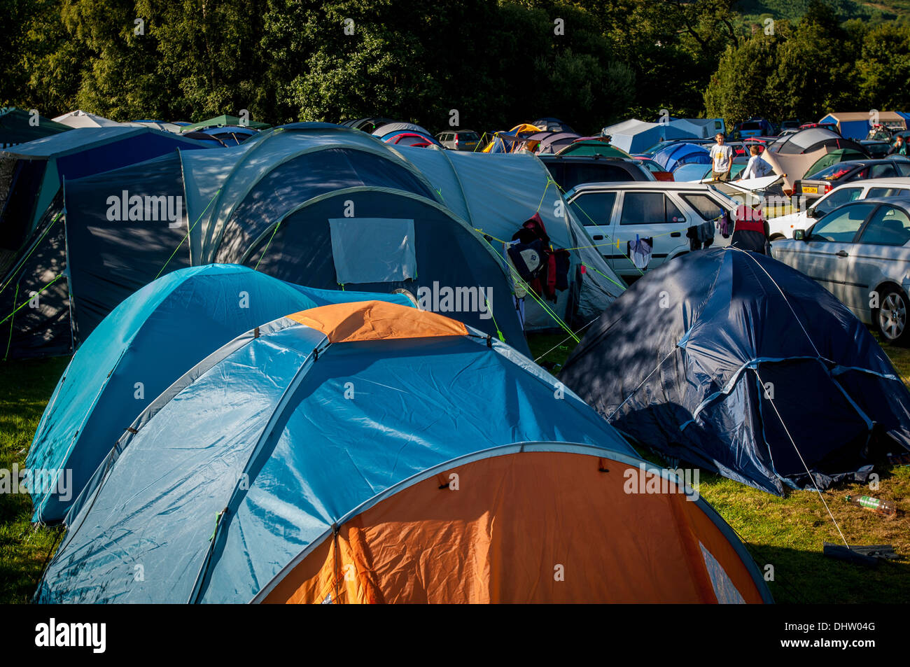 Tents on a crowded campsite at Bassenthwaite, UK Stock Photo - Alamy