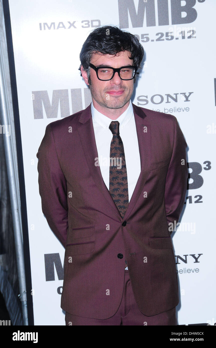 Jemaine clement men in black hi-res stock photography and images - Alamy
