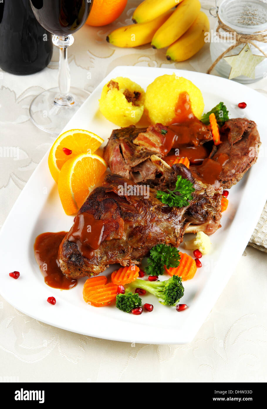 Vegetable food potato potato sprout hi-res stock photography and images ...