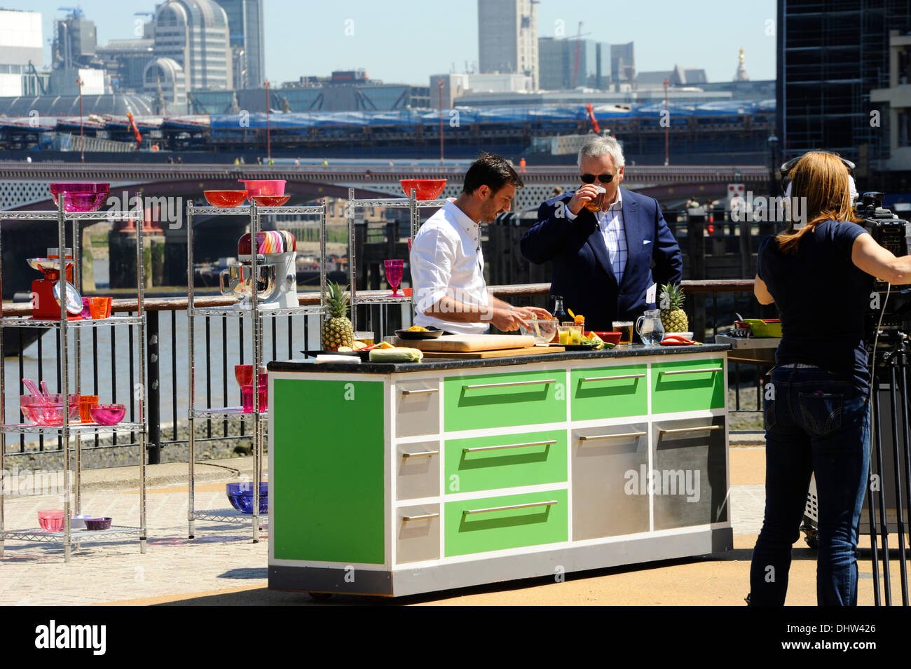 Holmes Filming Outside The Itv Studios For This Morning London High ...