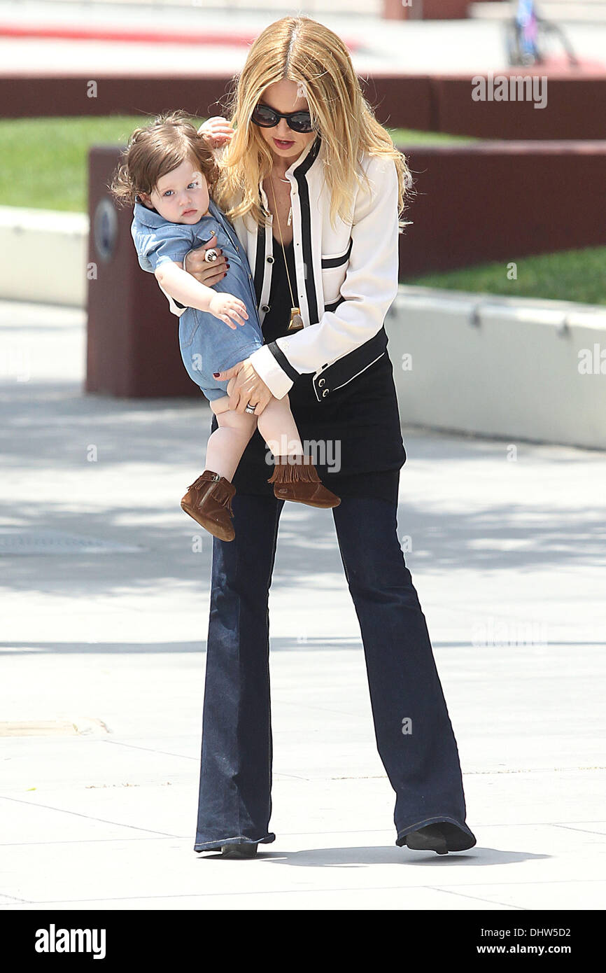 Rachel zoe out son skylar hi-res stock photography and images - Alamy