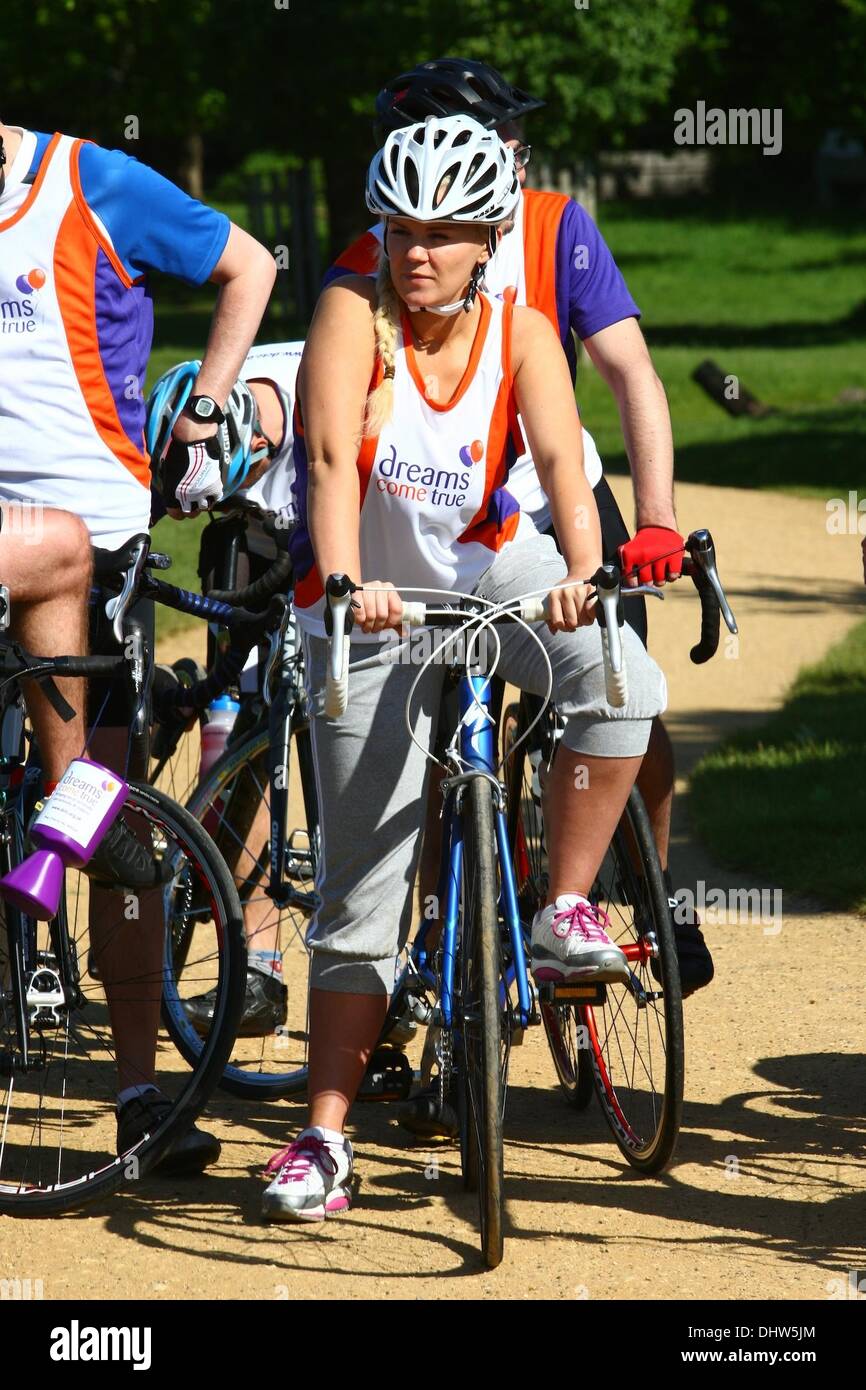 Kerry Katona Dreams Come True Ambassador Kerry Katona starts the Dream ...