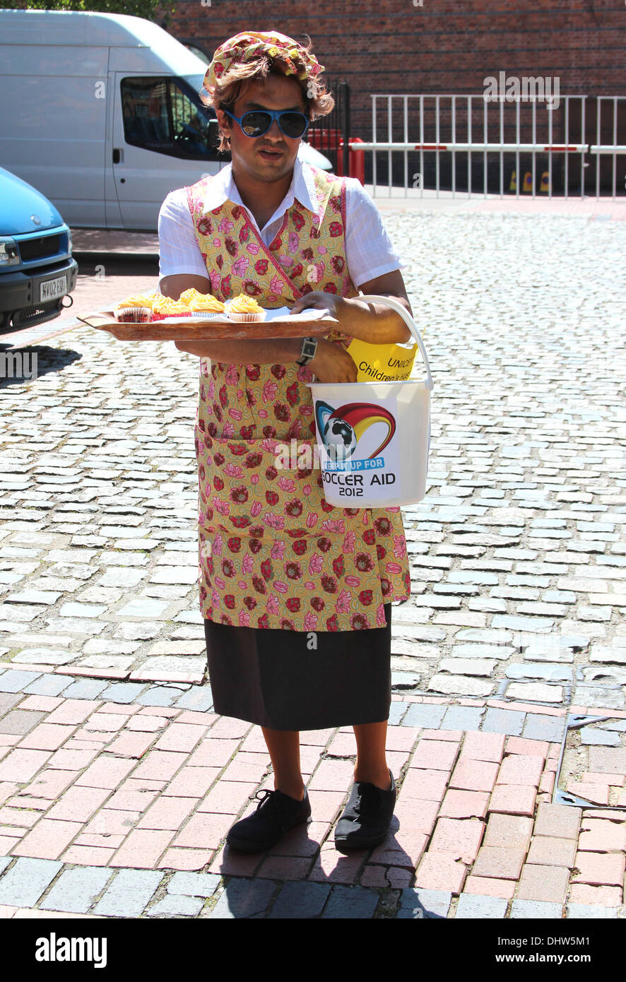 A Sports Aid fundraiser dressed as Ena Sharples outside the Granada ...