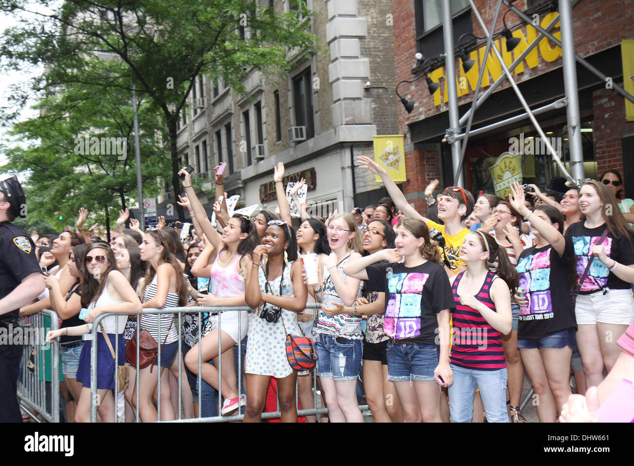 Hysterical fans hi-res stock photography and images - Alamy