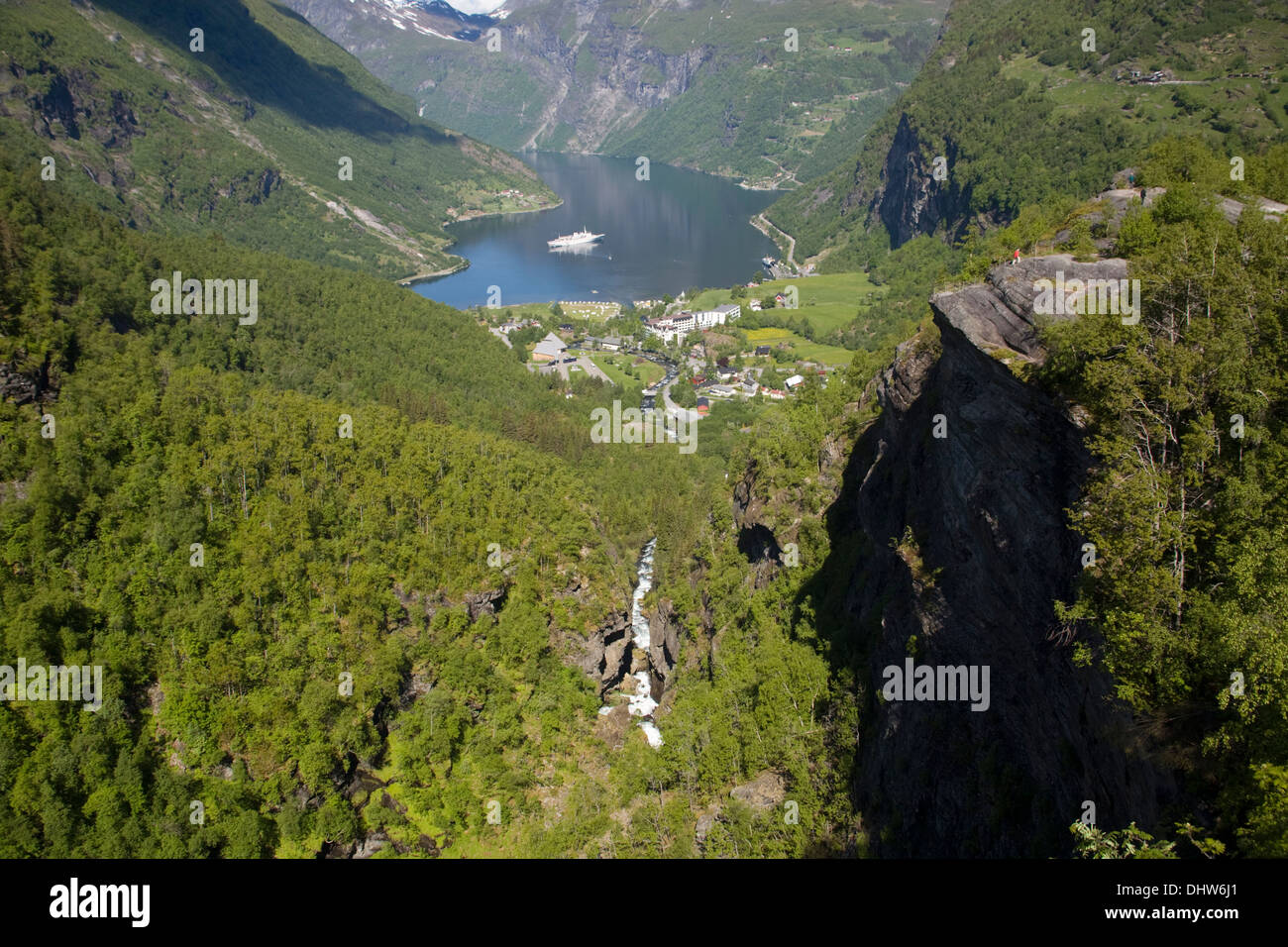 Geiranger fiord flydal viewpoint mountains hi-res stock photography and ...