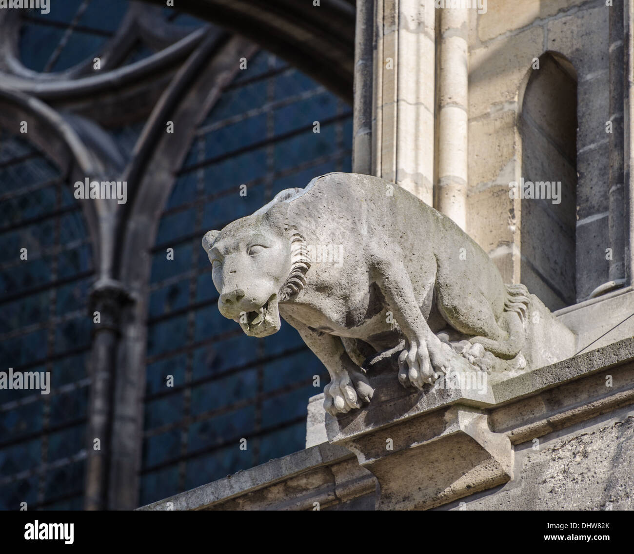 gargoyle outside of the cathedral of reims Stock Photo - Alamy
