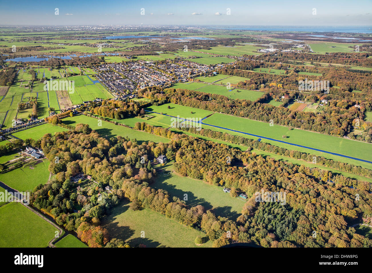 Rural dutch houses hi-res stock photography and images - Alamy