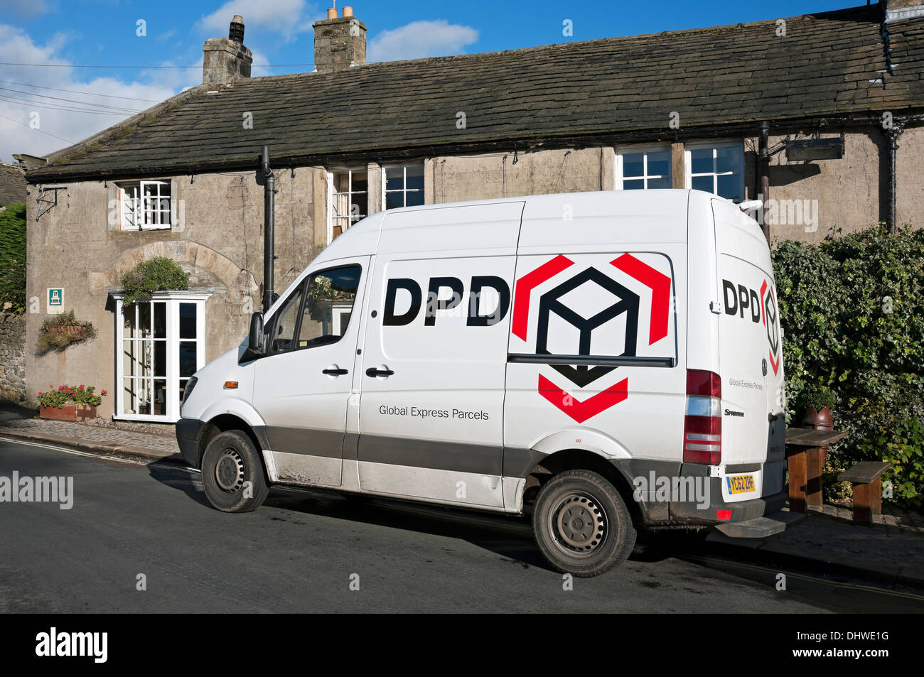 Dpd delivery van hi-res stock photography and images - Alamy