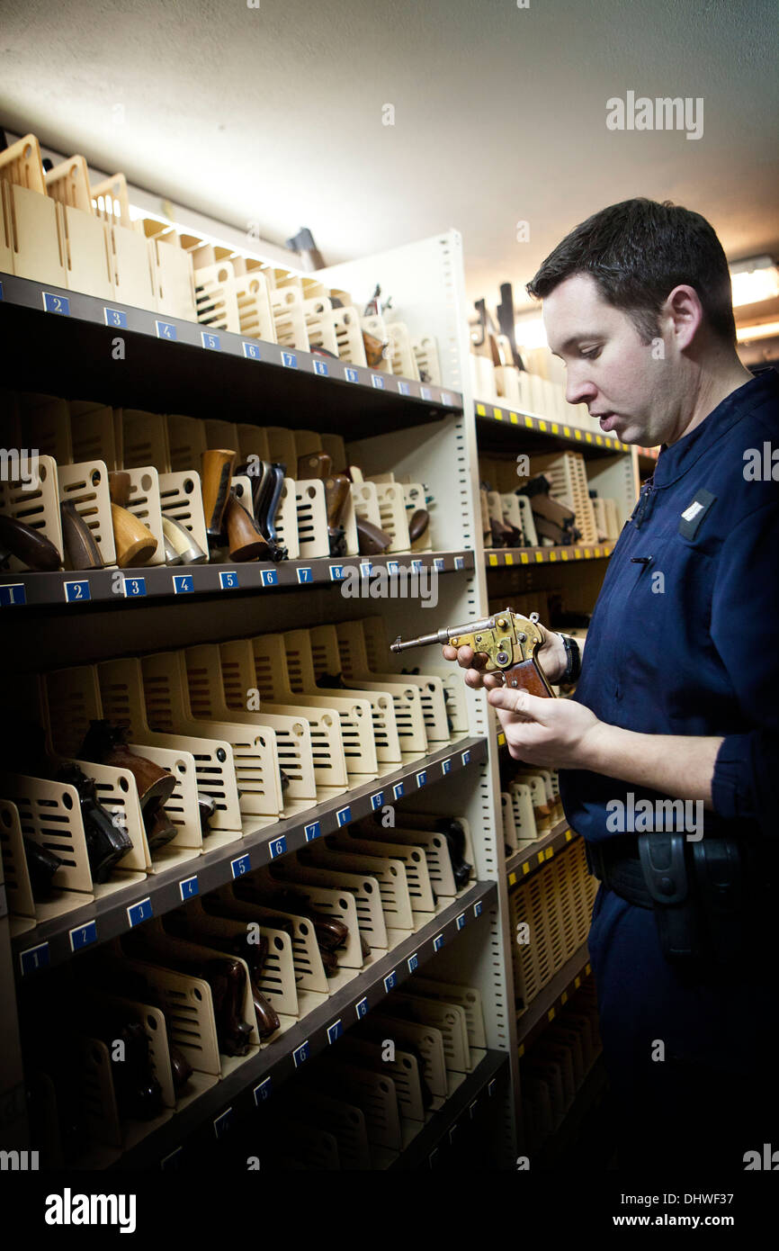CRIME SCENE INVESTIGATION Stock Photo - Alamy