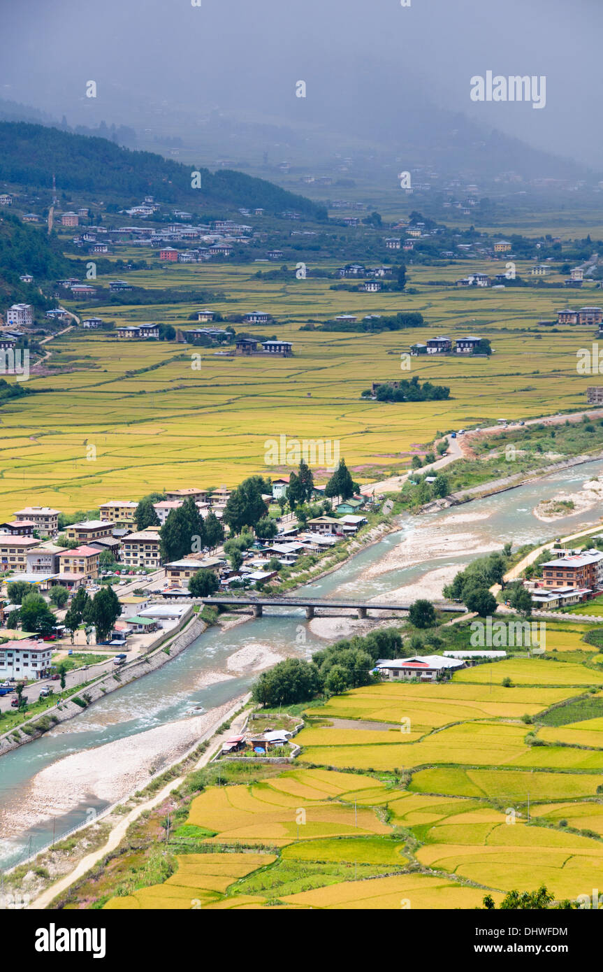 Dungtse lhakhang in paro bhutan hi-res stock photography and images - Alamy