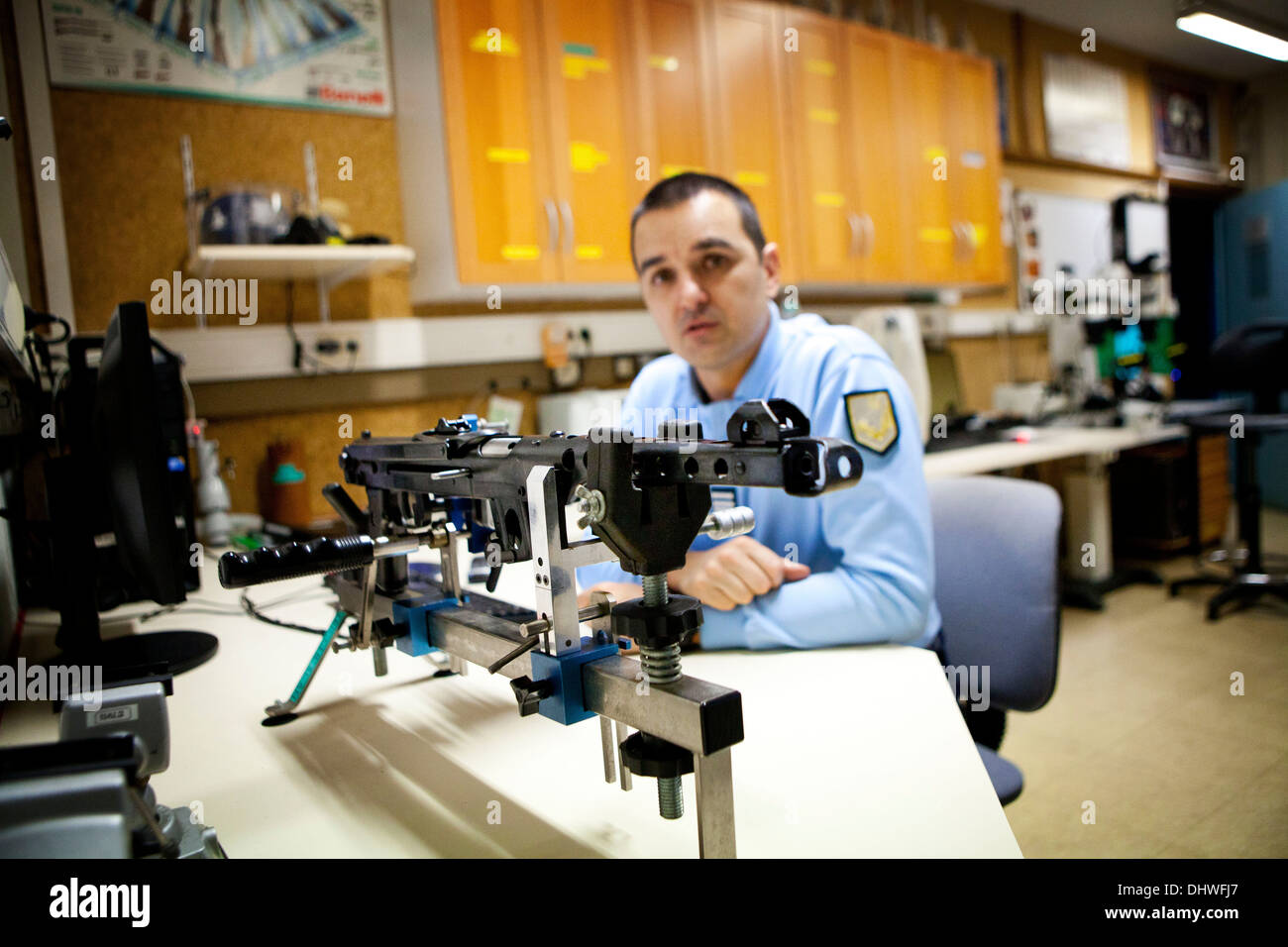 Crime scene laboratory hi-res stock photography and images - Alamy