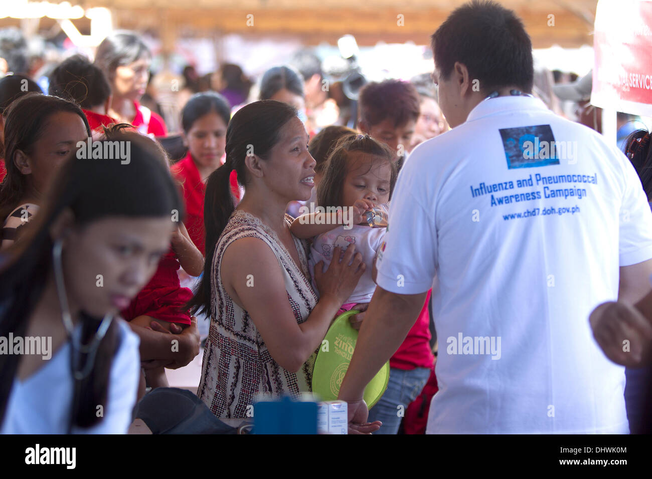 Lapu Lapu, Cebu, Philippines. 15th November 2013. Tacloban Evacuees ...
