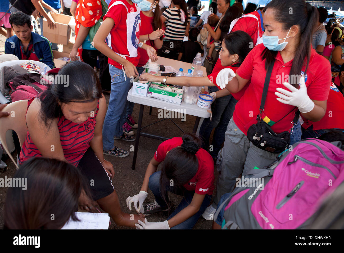 Lapu Lapu, Cebu, Philippines. 15th November 2013. The Philippine Red ...
