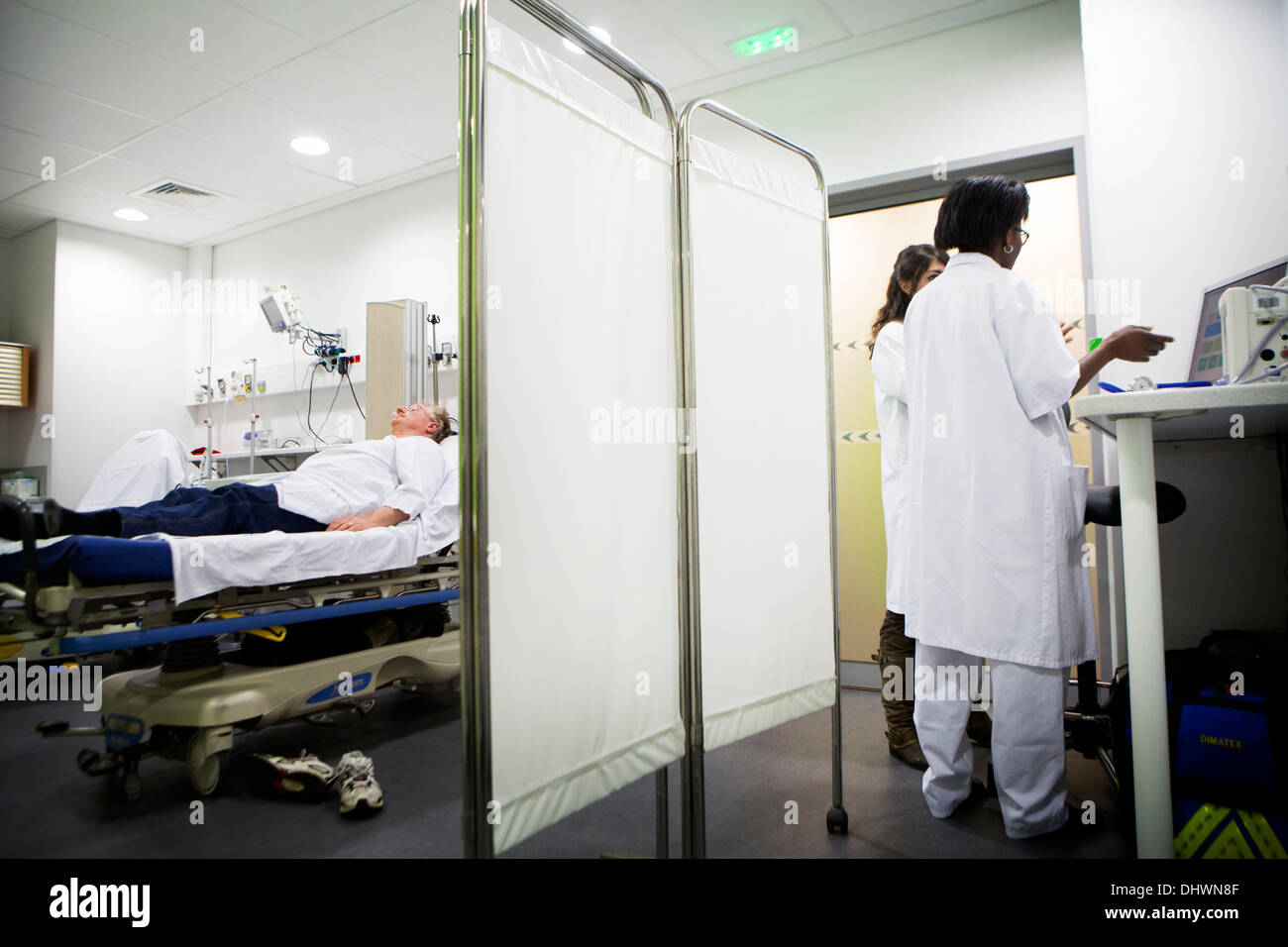 EMERGENCY CASE, HOSPITAL Stock Photo - Alamy