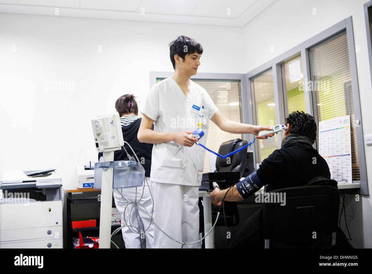 Emergency medical services office hi-res stock photography and images ...