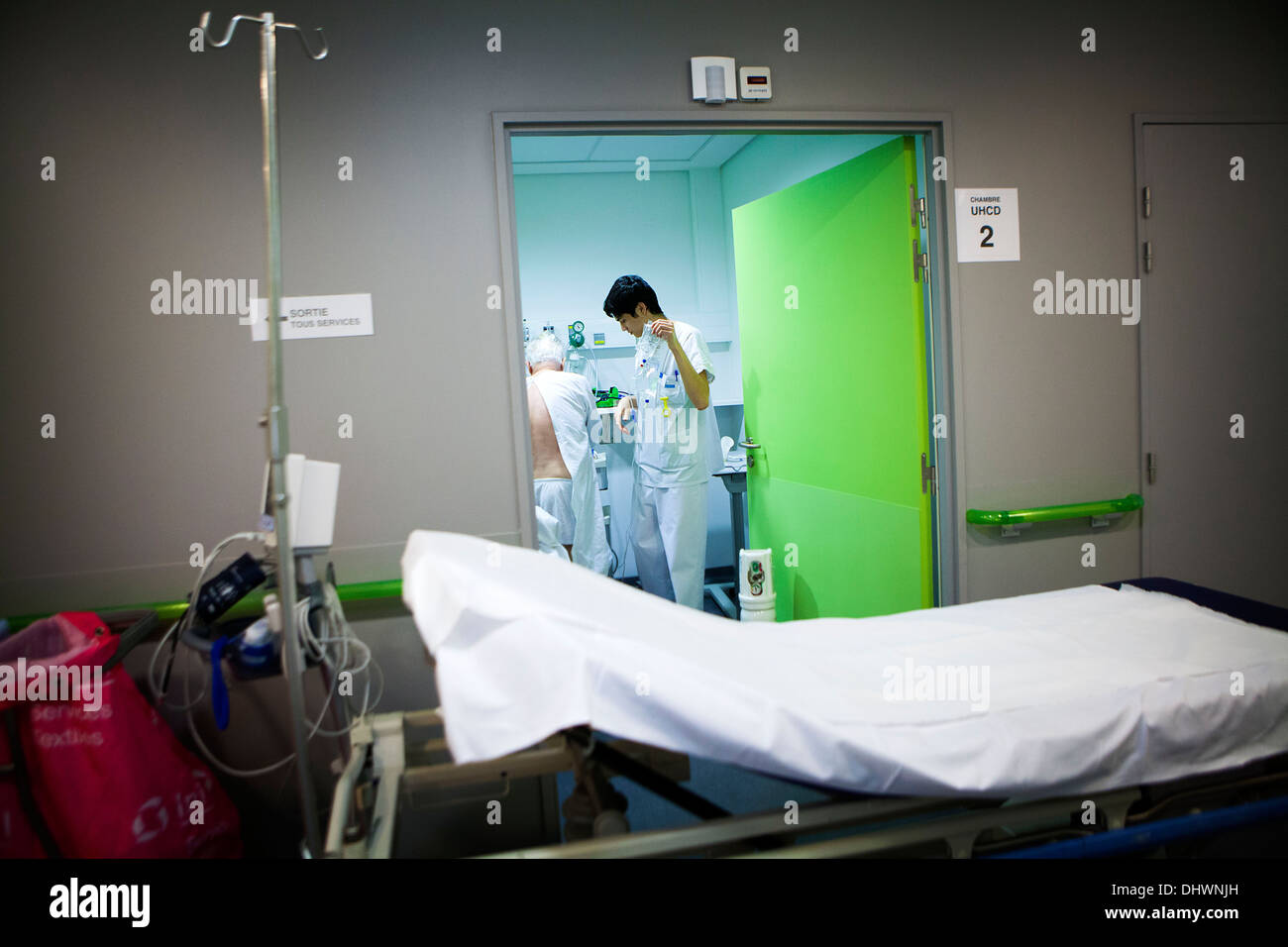 EMERGENCY CASE, HOSPITAL Stock Photo - Alamy