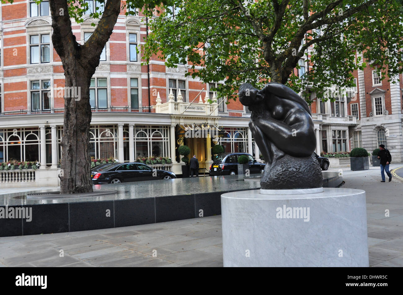 CONNAUGHT HOTEL MAYFAIR LONDON UK Stock Photo - Alamy