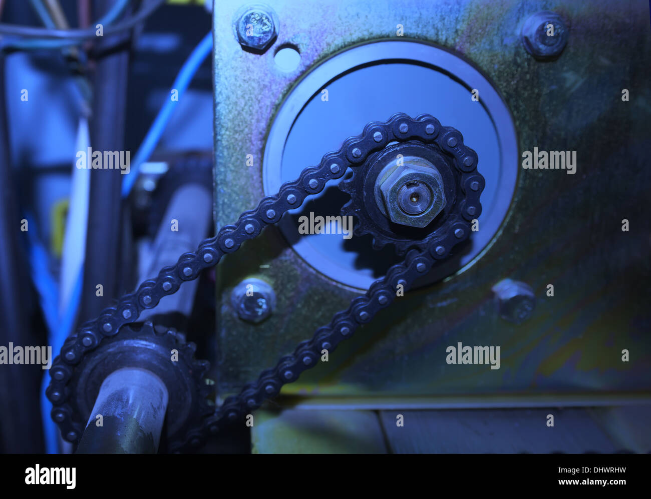 Sprocket and chain hi-res stock photography and images - Alamy