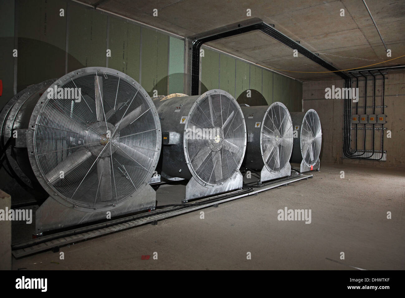 Extractor fans hi-res stock photography and images - Alamy