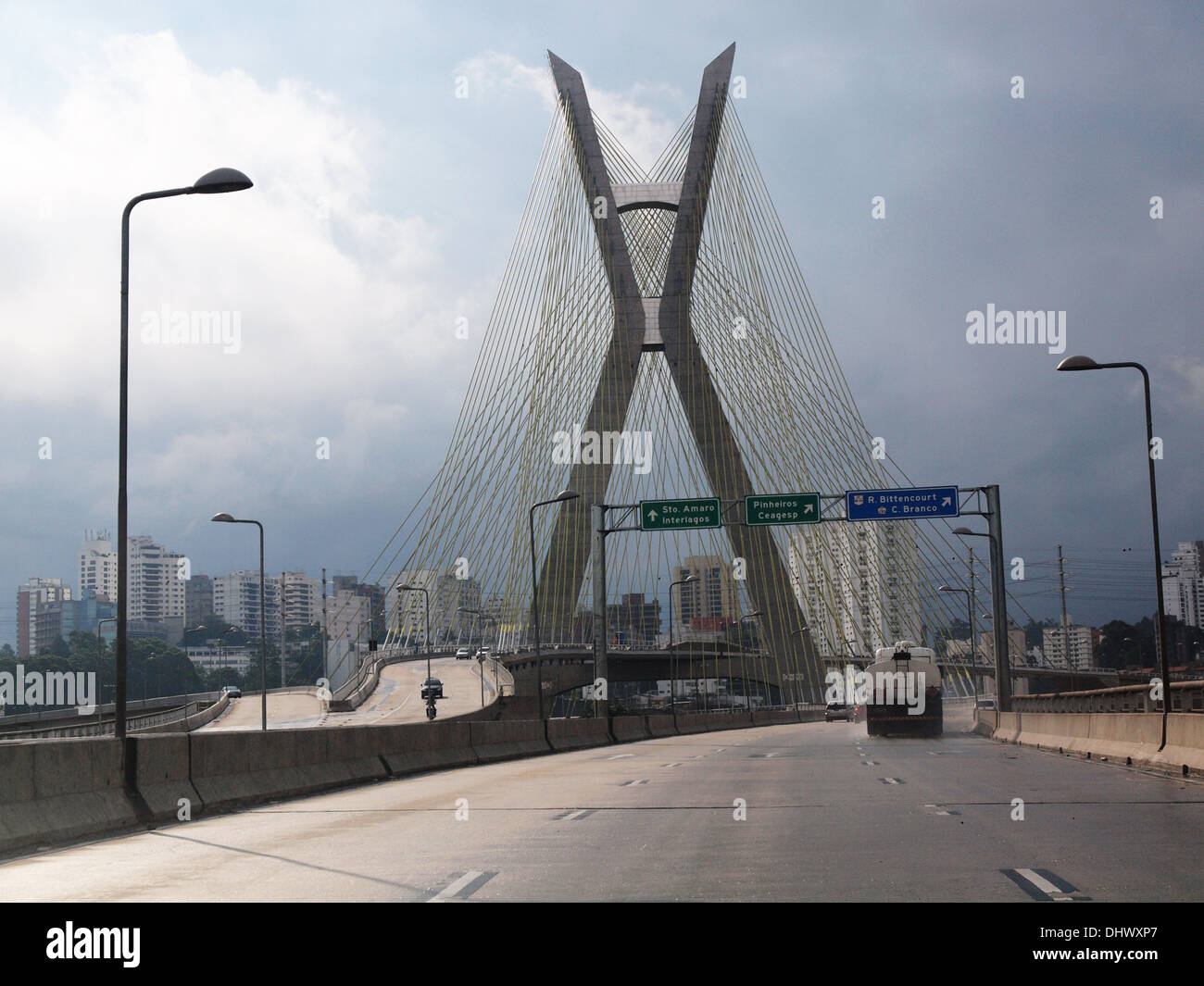 Rodovia hi-res stock photography and images - Alamy