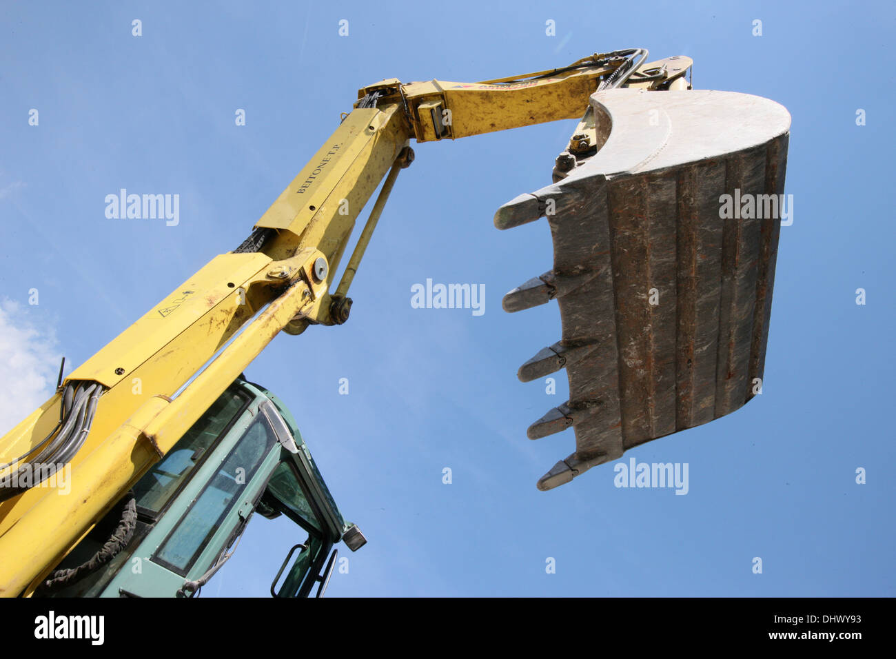 Backhoe Shovel Stock Photos & Backhoe Shovel Stock Images - Alamy
