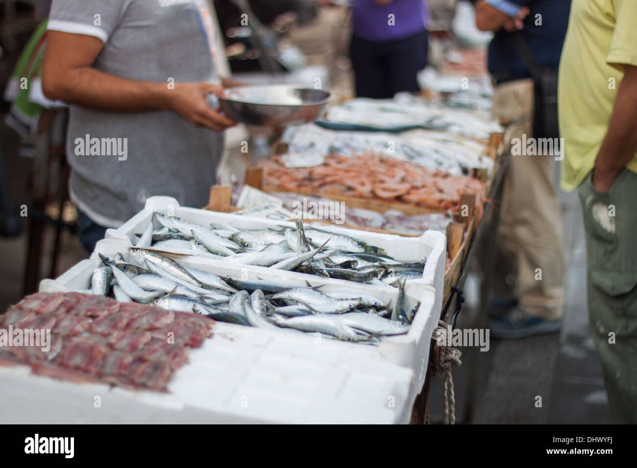 Fresh fish container sell box hi-res stock photography and images - Alamy