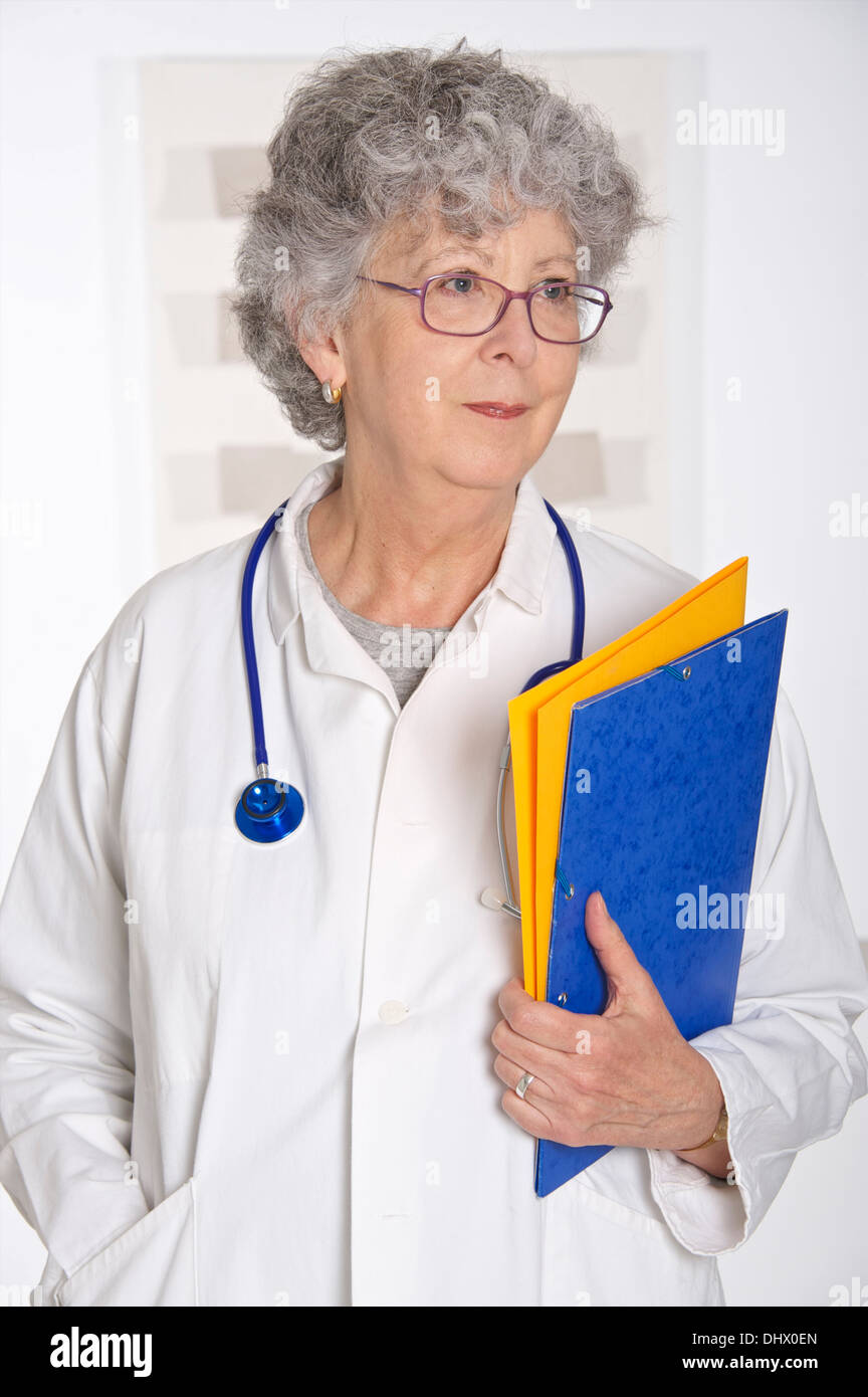 Doctor in eyeglasses hi-res stock photography and images - Alamy
