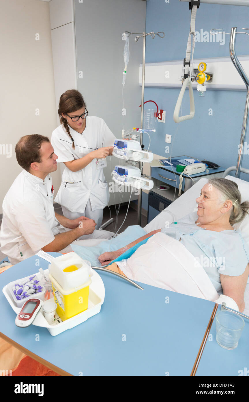 Medicine lesson hi-res stock photography and images - Alamy