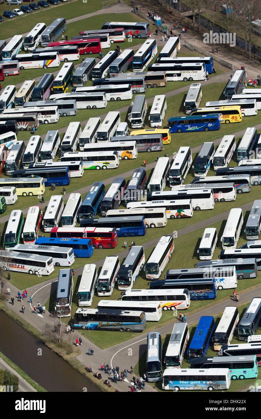 Bus parking hi-res stock photography and images - Alamy