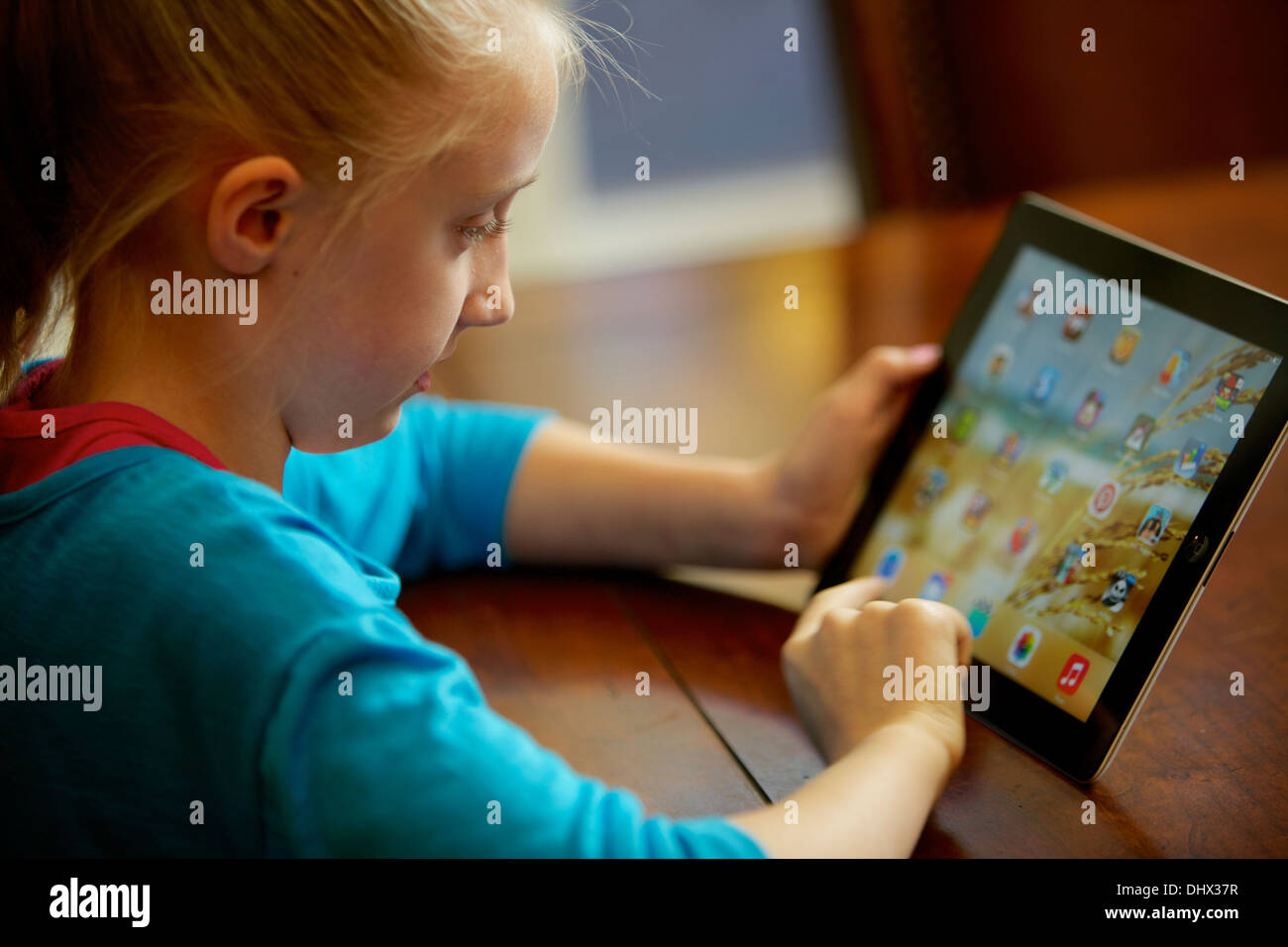 Child eyes ipad hi-res stock photography and images - Alamy
