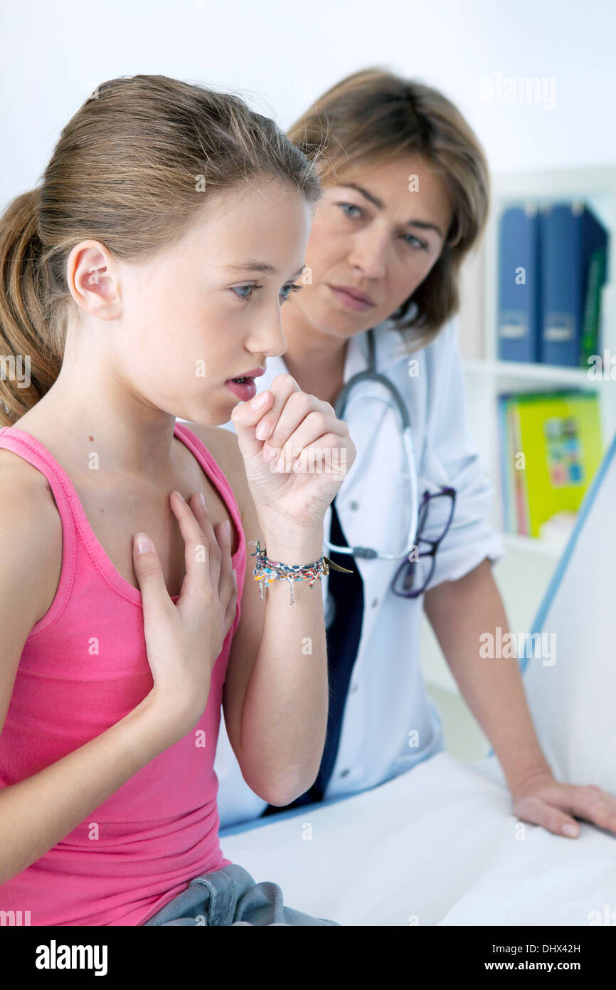 Coughing children hi-res stock photography and images - Alamy
