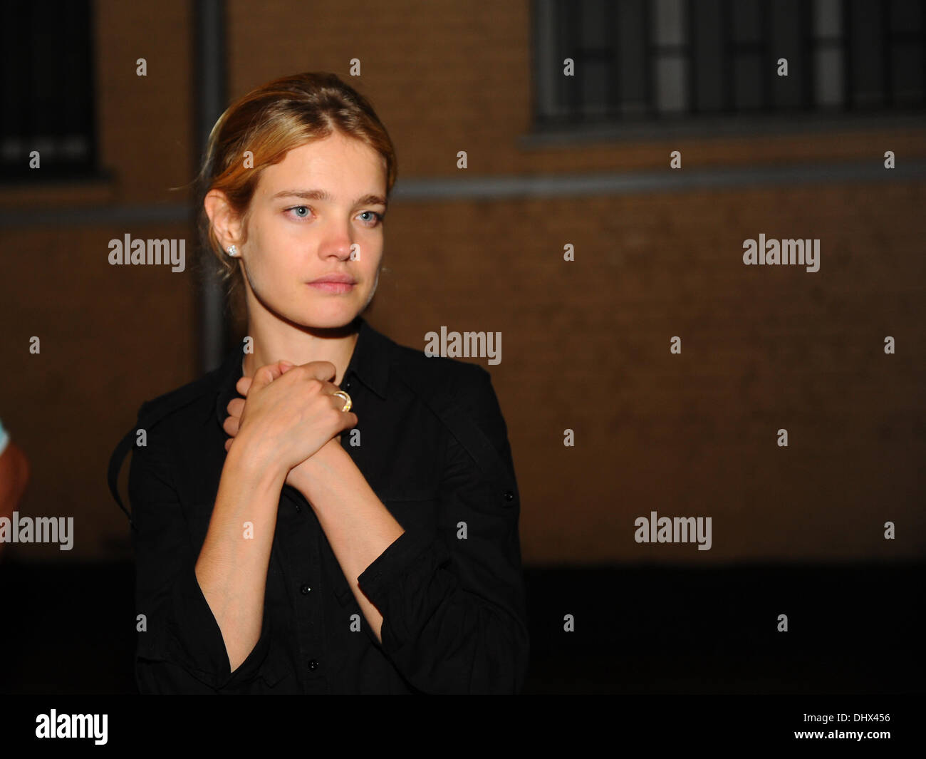 Supermodel Natalia Vodianova takes part in collection of humanitarian ...