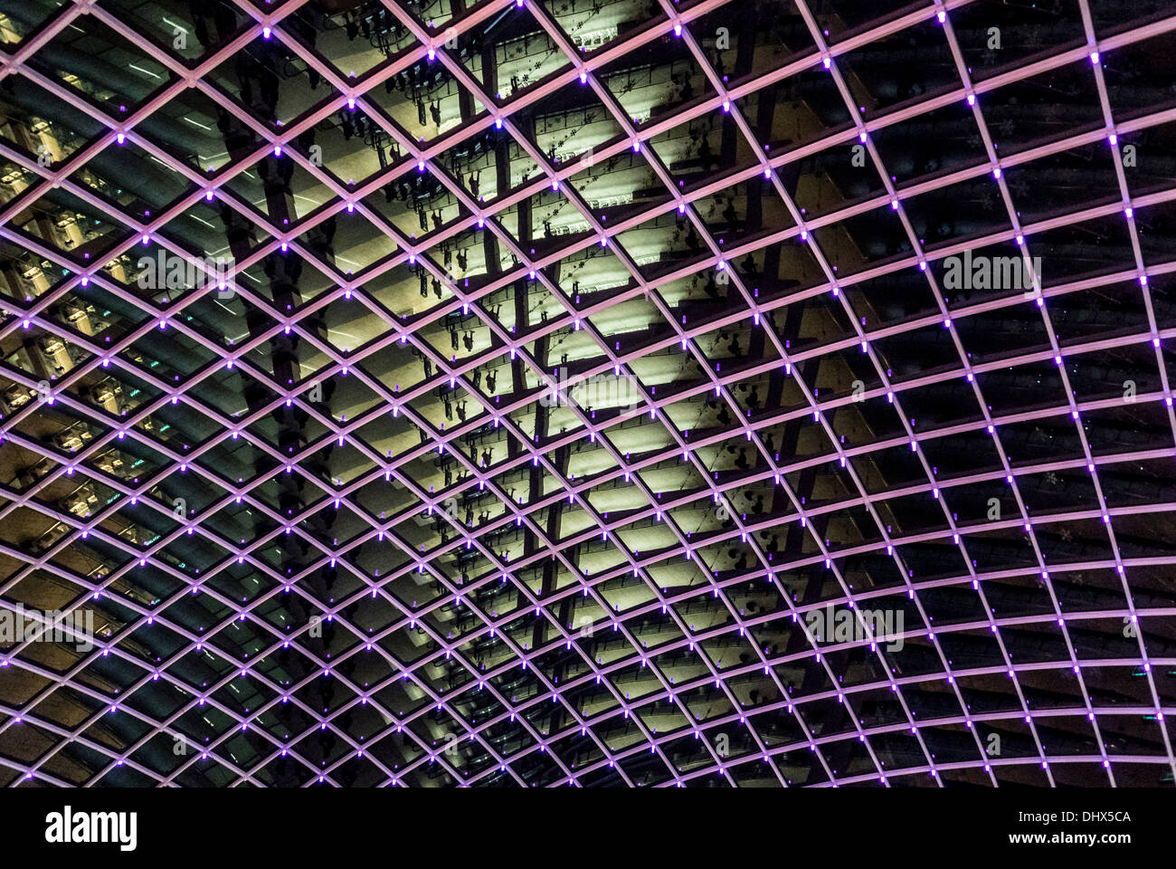 Roof structure leeds trinity centre hi-res stock photography and images ...