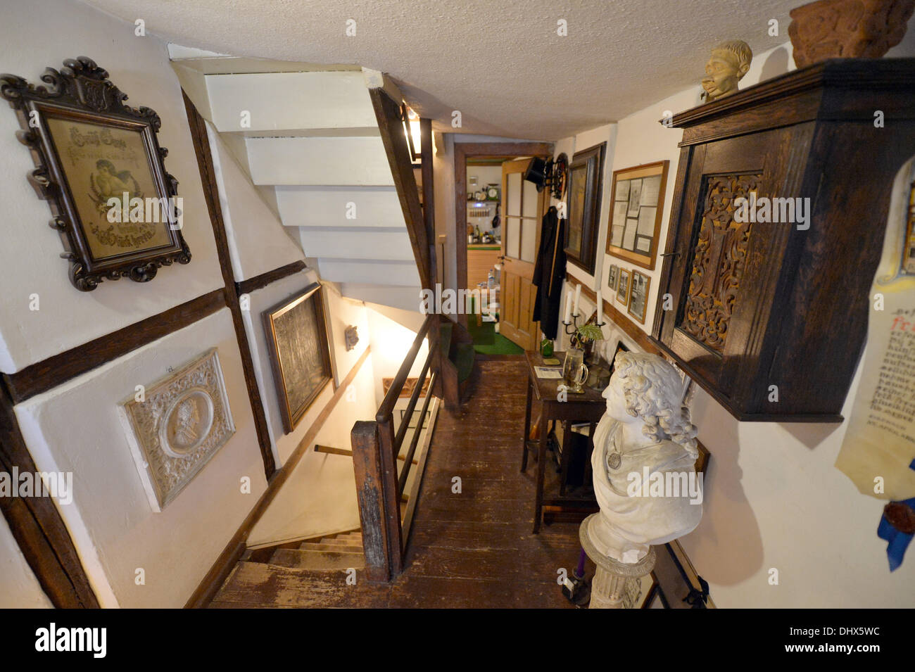 Eisenach, Germany. 07th Nov, 2013. Interior view of the 'Narrow House ...