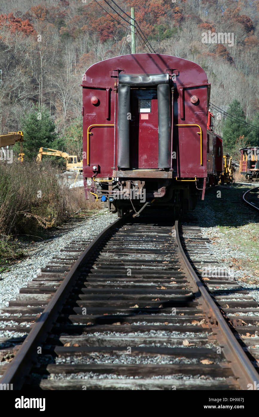 Railroad passenger car hi-res stock photography and images - Alamy