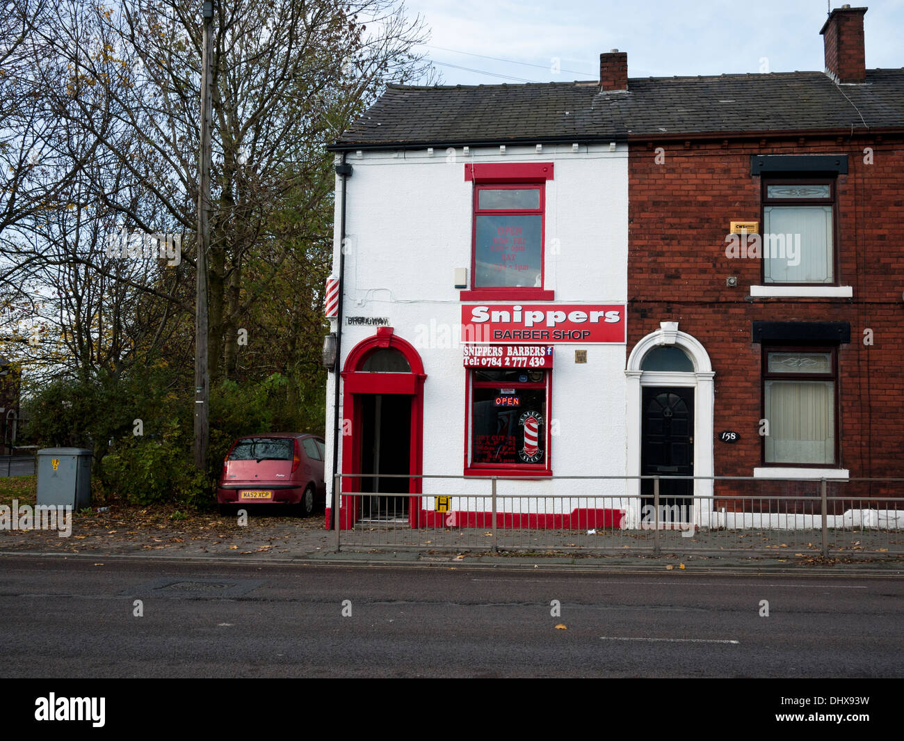 Chadderton greater manchester uk hi-res stock photography and images ...