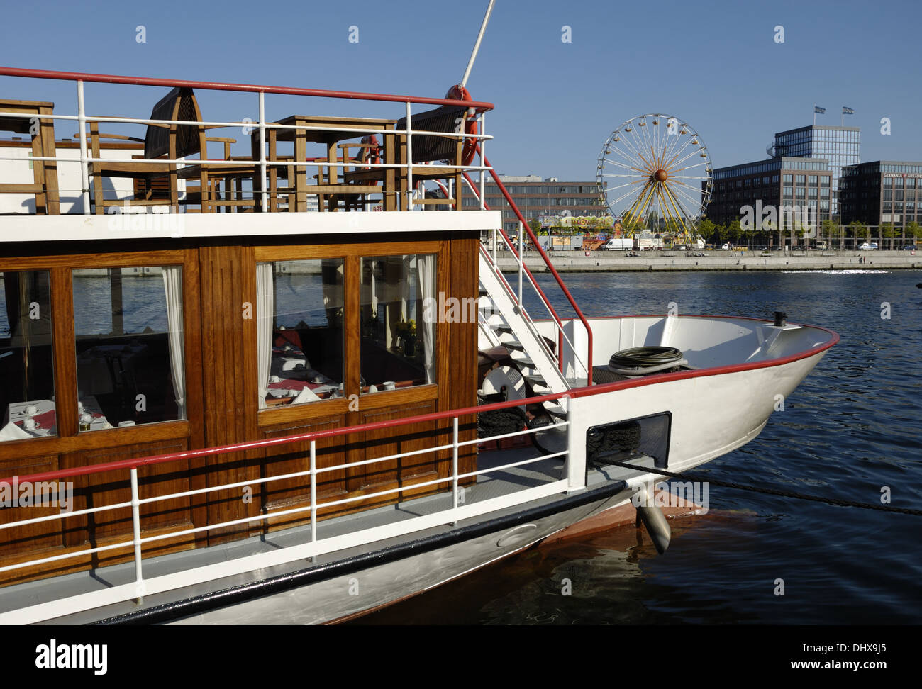 Stern paddle wheel steamer hi-res stock photography and images - Alamy