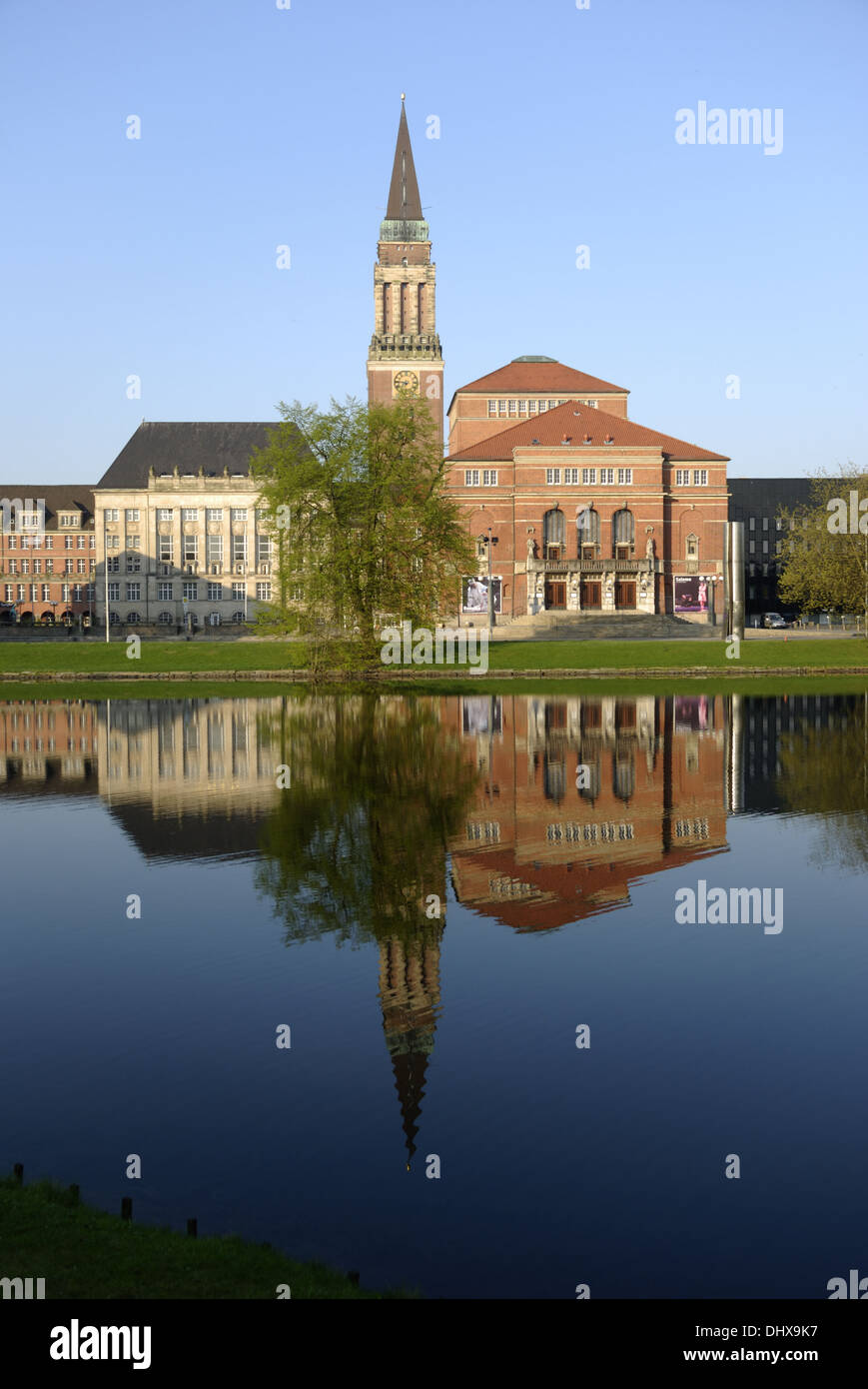Kiel town hall hi-res stock photography and images - Alamy