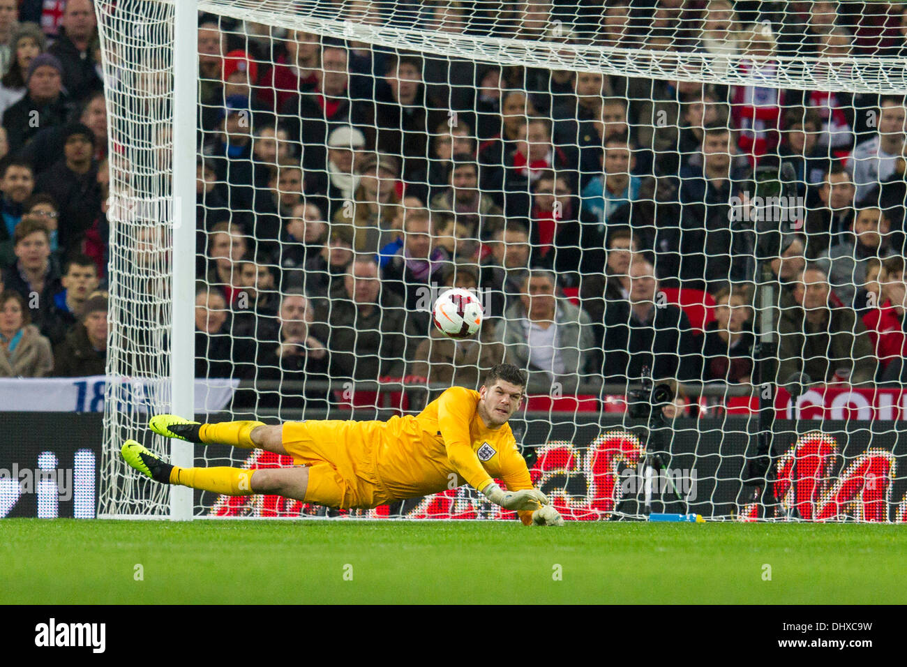 London, UK. 15th Nov, 2013. England's goalkeeper Fraser FORSTER makes a ...