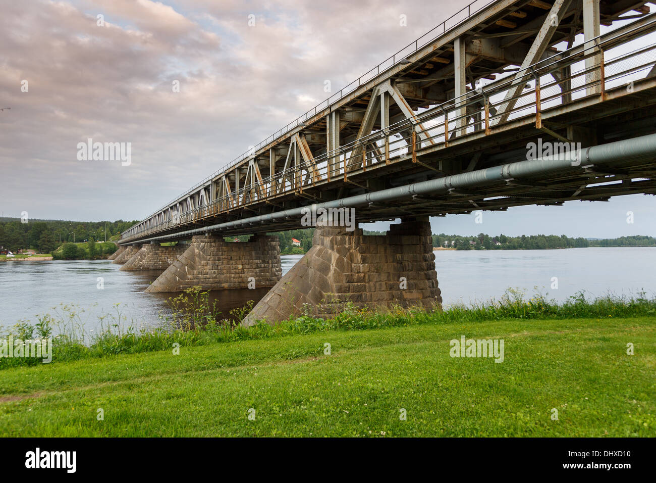 Double deck bridge hi-res stock photography and images - Alamy