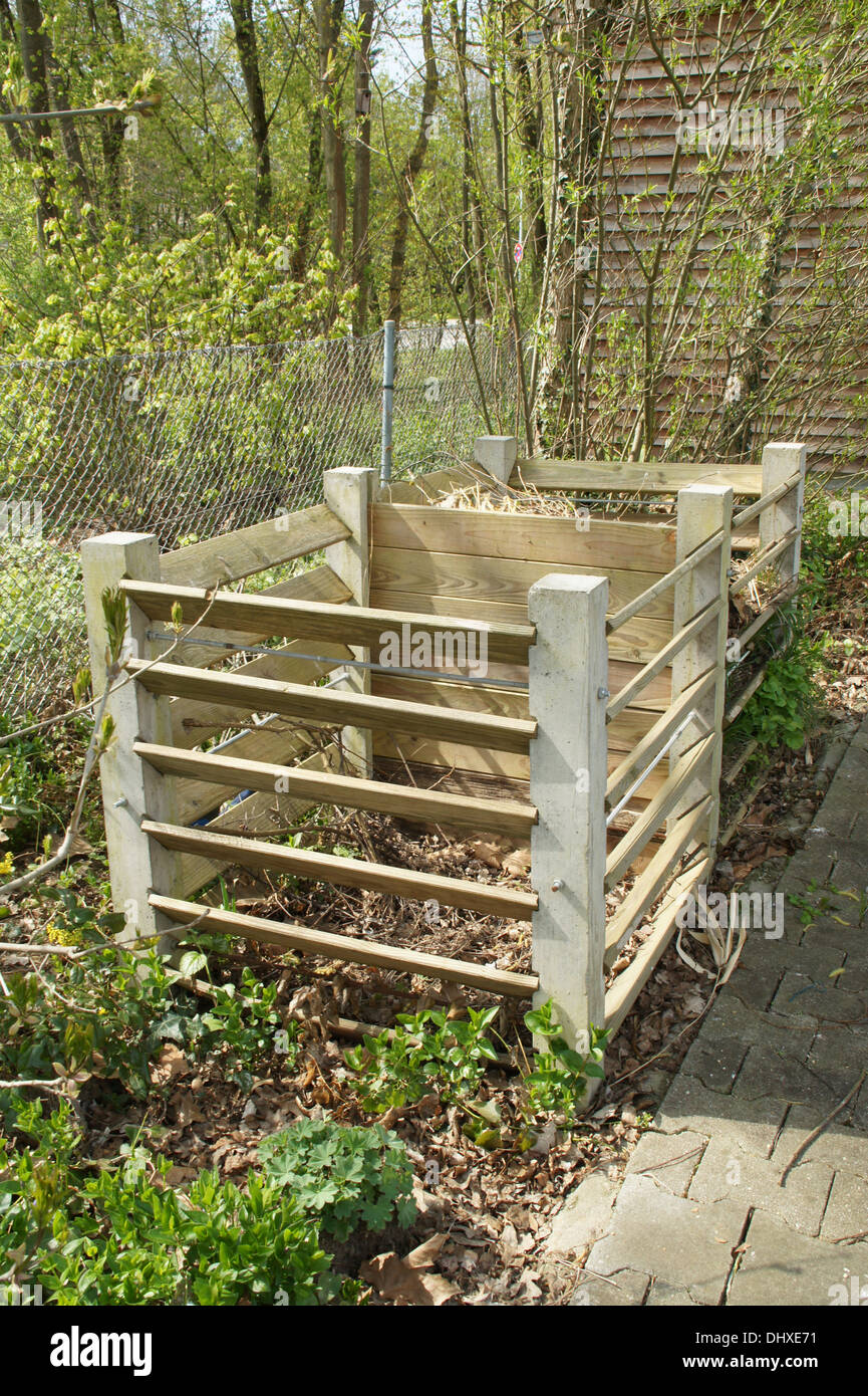 Composting hi-res stock photography and images - Alamy