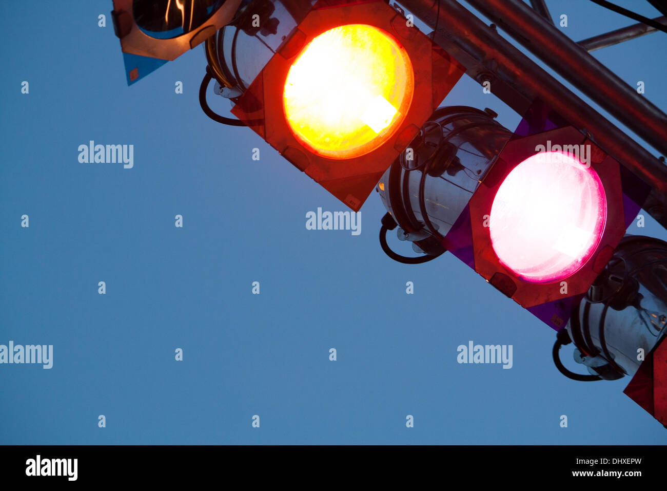 Light rigging hi-res stock photography and images - Alamy