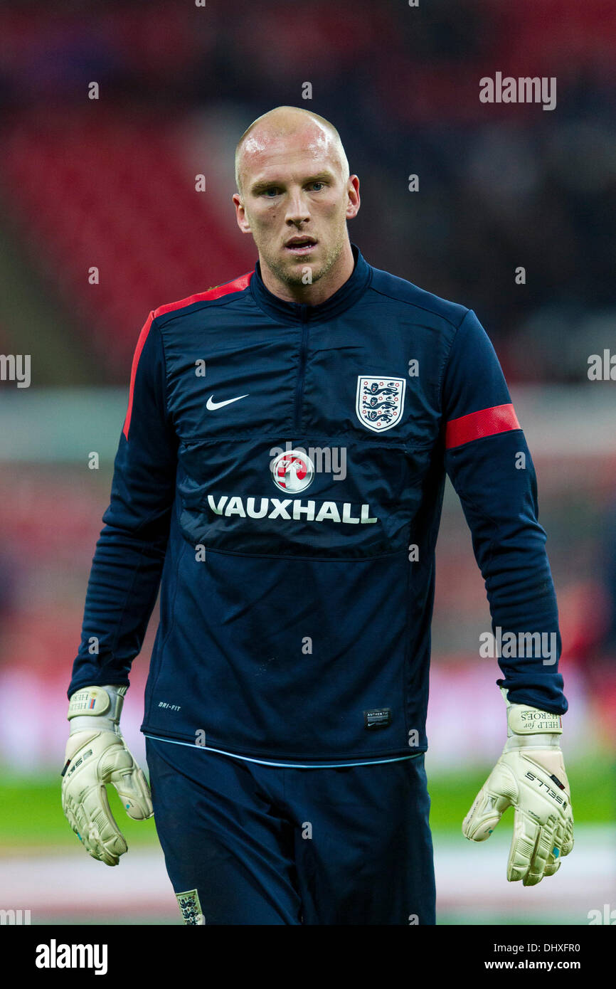 London, UK. 15th Nov, 2013. England's goalkeeper John RUDDY warms up ...